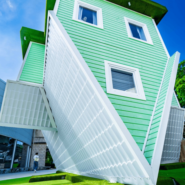 House Down Under Sydney - SPARK POP